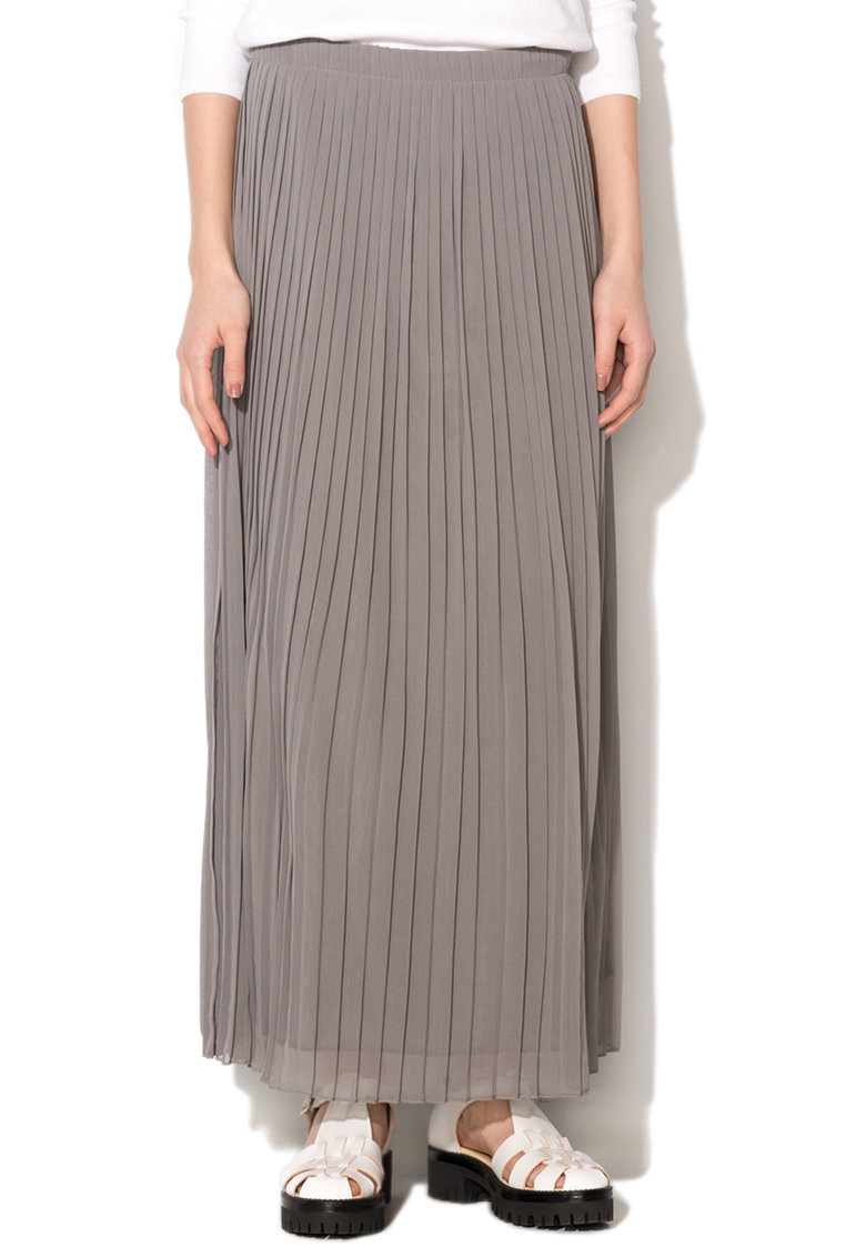 Fuste plisate versatile: cum sa le asortezi cat mai variat - Andreea Raicu