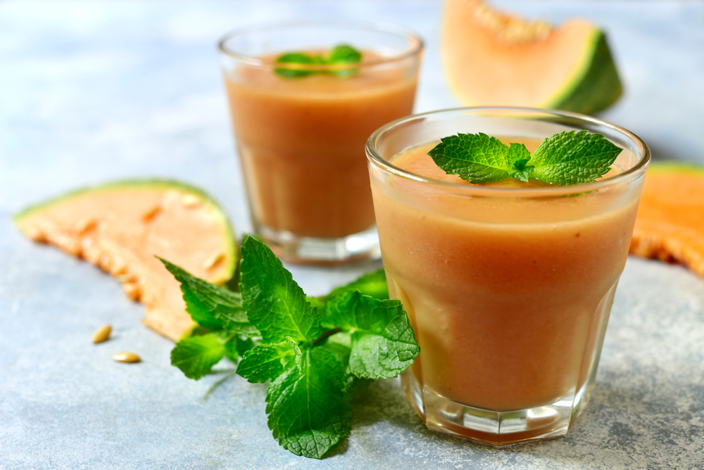 Mousse de pepene galben, un desert racoritor de vara - Andreea Raicu