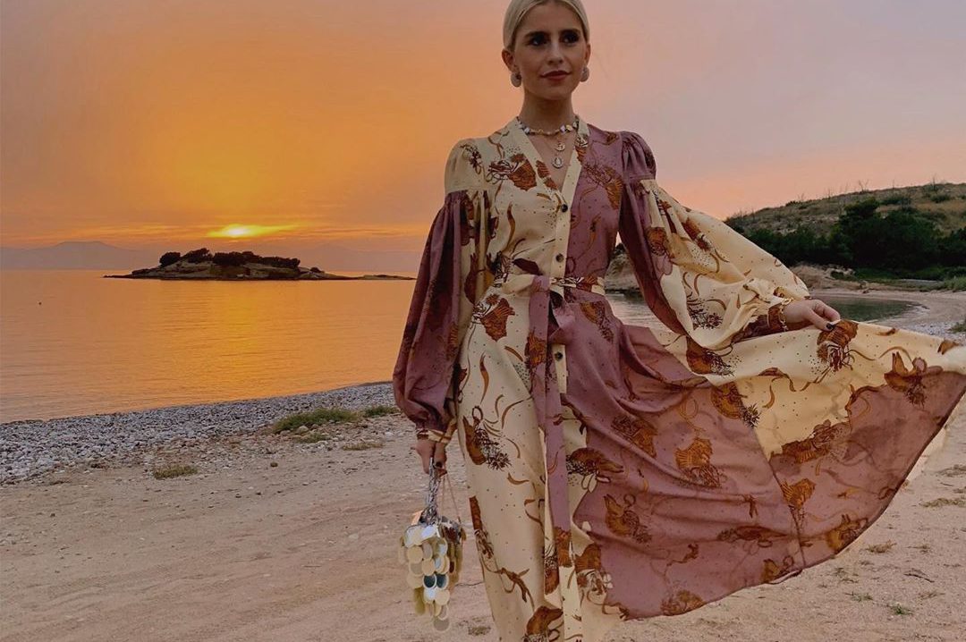 Street Style: Cum porti rochiile maxi de vara - Andreea Raicu