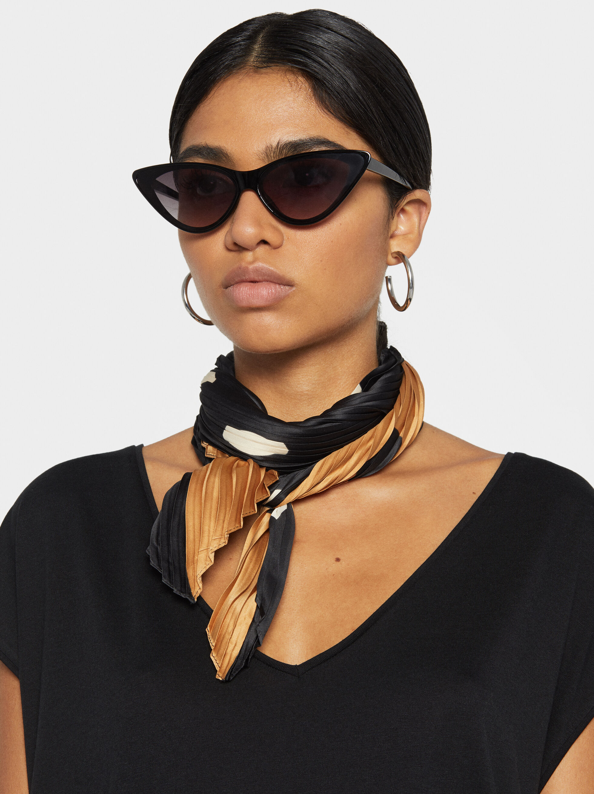 6 accesorii cool de purtat pe cap atunci cand mergi la plaja - Andreea ...