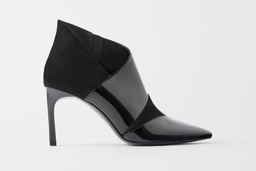 Cum porti jeansi cu botine in acest sezon - Andreea Raicu