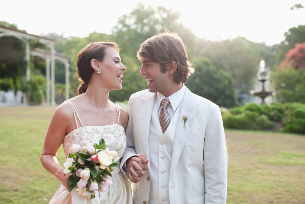 Studiu. Casatoria te face fericit? Care sunt cele mai implinite cupluri ...