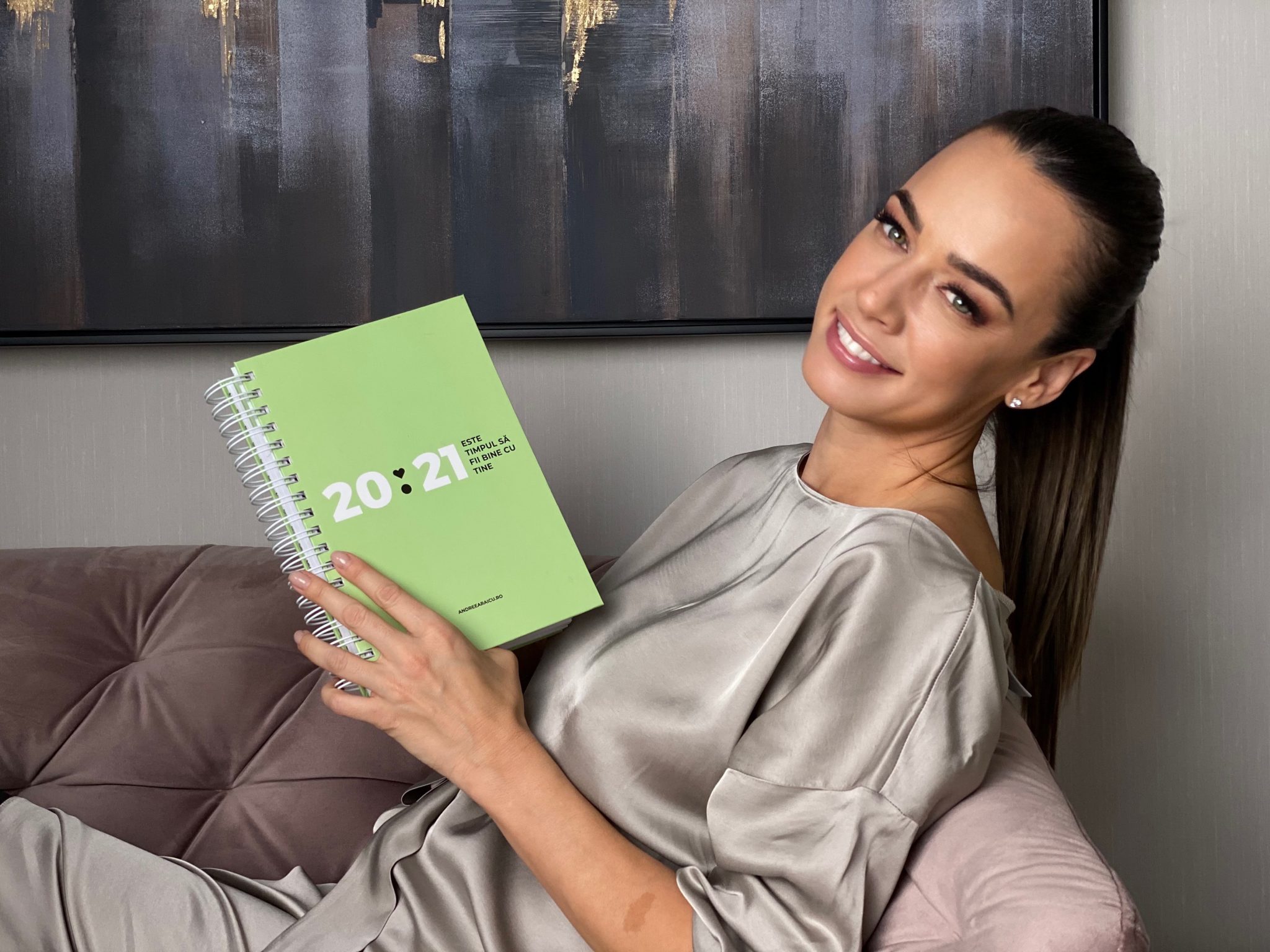 Agenda care are grija de tine e aici! - Andreea Raicu