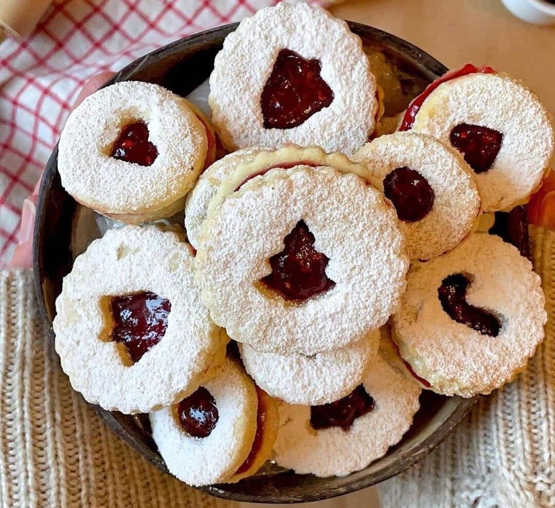 Fursecuri simple cu gem de gutui, cel mai rapid desert pentru masa ...