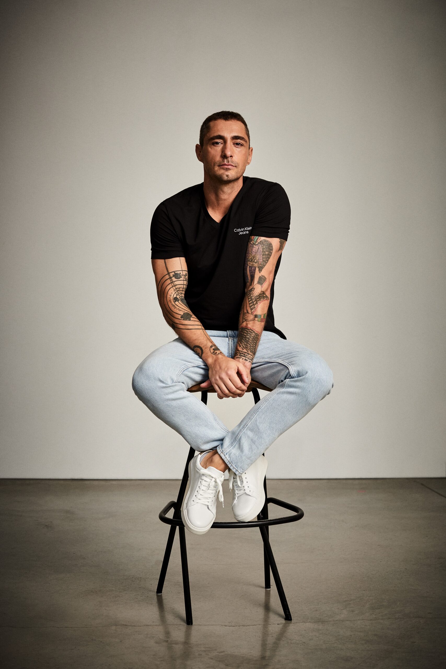 O poveste de dragoste iconica: Alice Cavaleru & Vladimir Draghia pentru Calvin Klein - Andreea Raicu