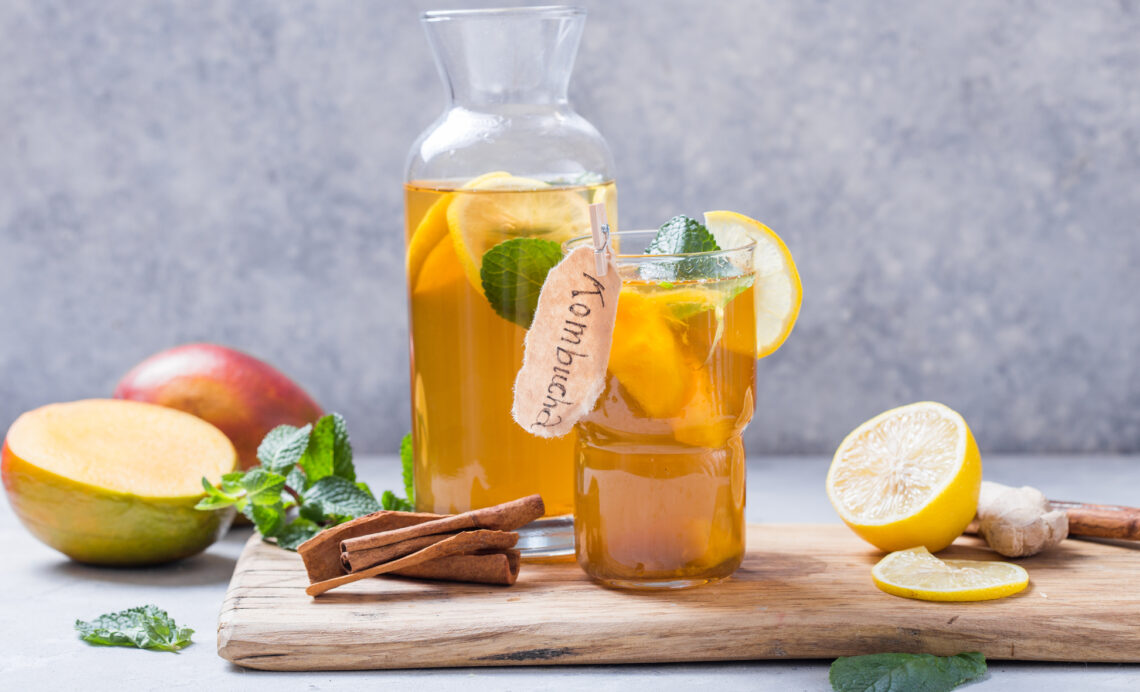 Reteta de kombucha. Poti inlocui cafeaua cu aceasta bautura sanatoasa ...