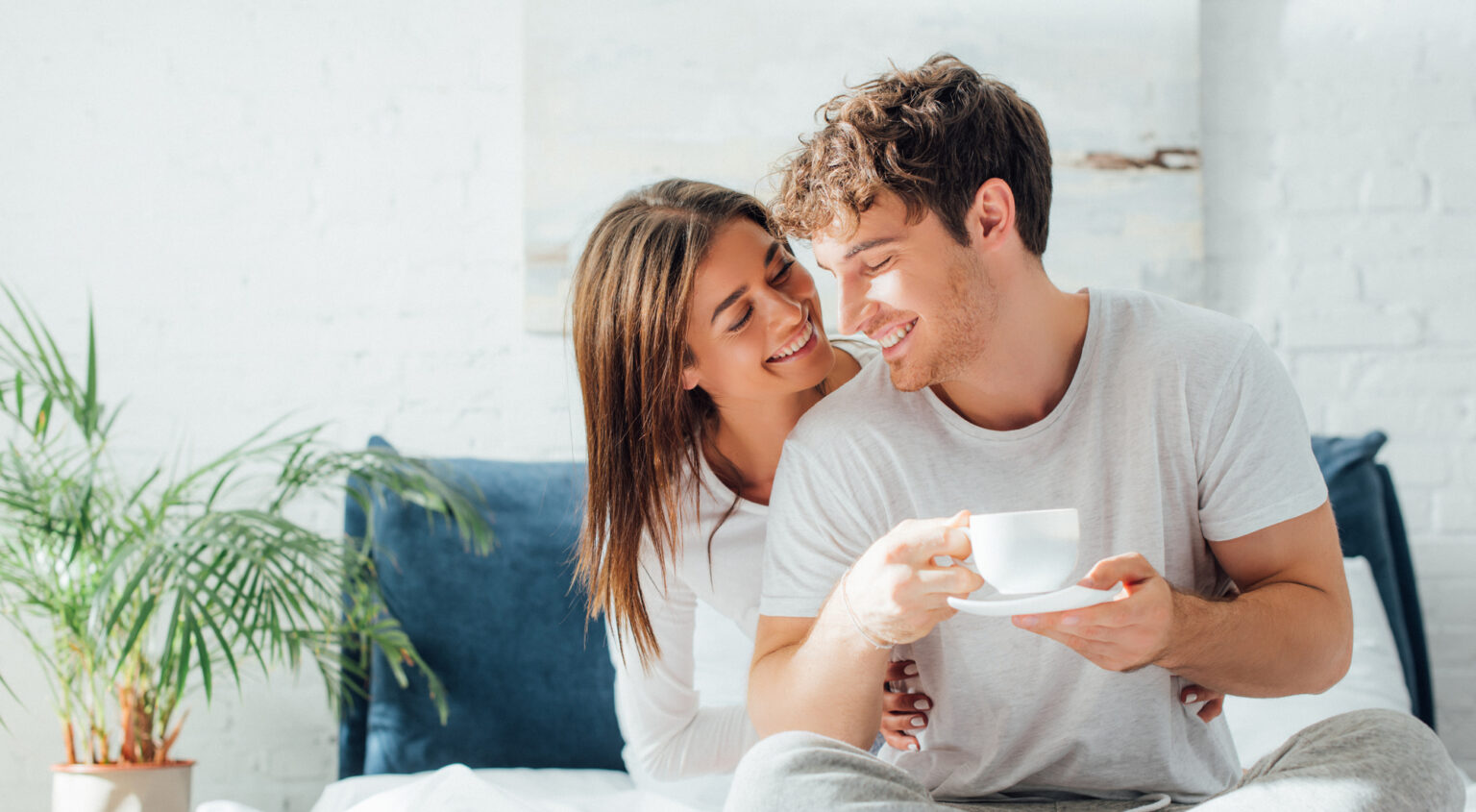 Barbatul Rac este sotul ideal. Poate cuceri inima oricarei femei prin ...