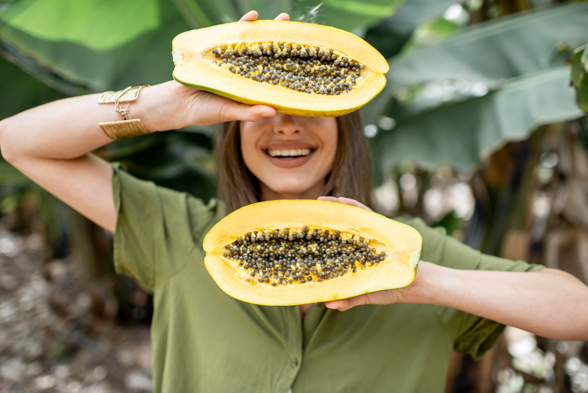 Fructul care asigura o viata lunga si sanatoasa. Este consumat cel mai ...