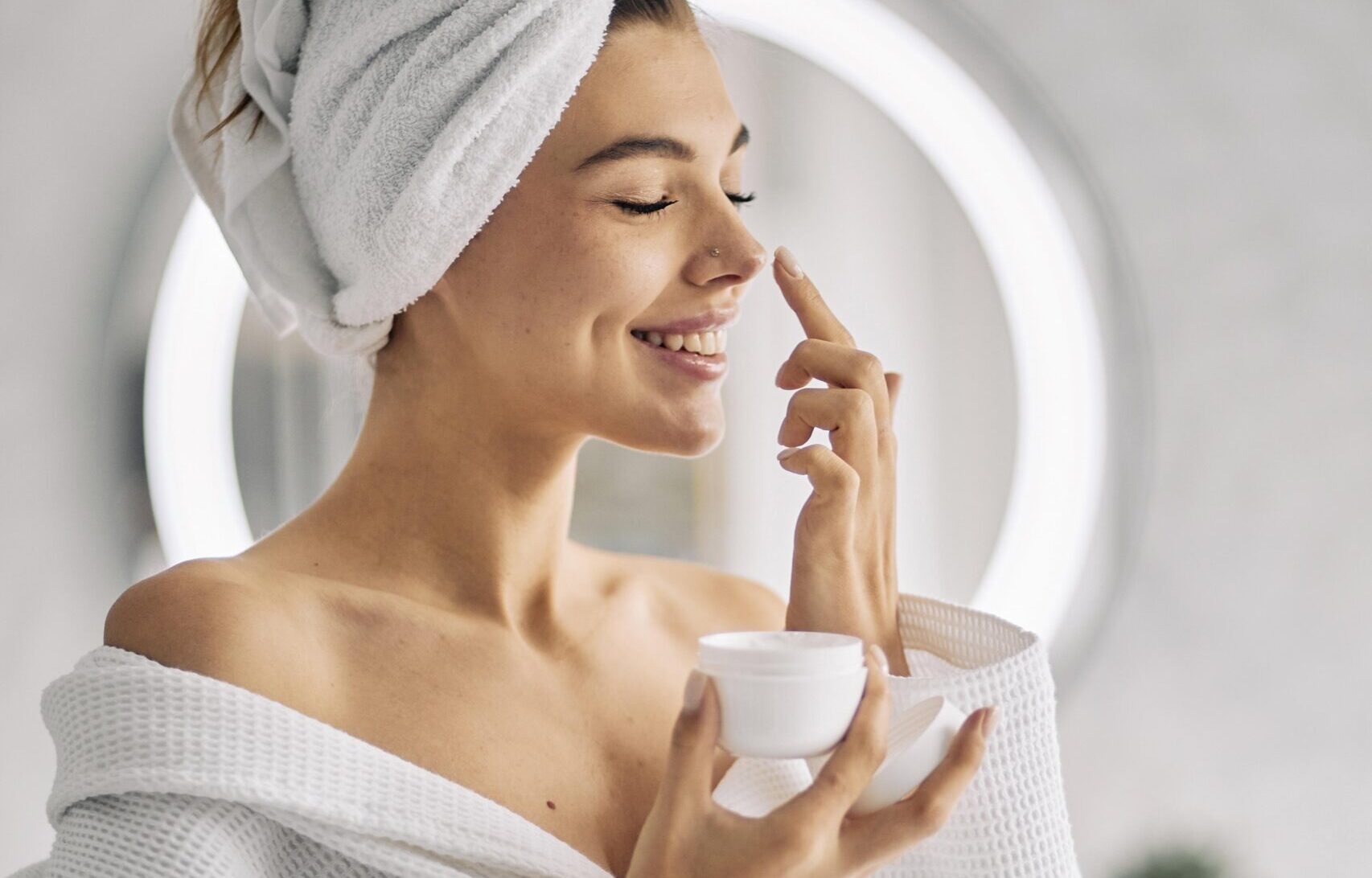 5 creme hidratante accesibile, dar cu rezultate surprinzatoare ...